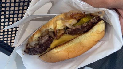 Happy Burger - Lippincott St. in Toronto | 5/5 Reviews | Dining.ca